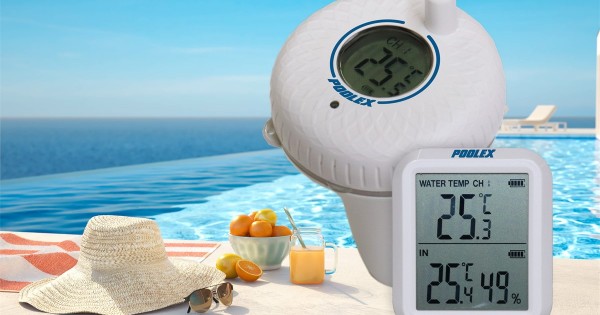 Swimming pool thermometer